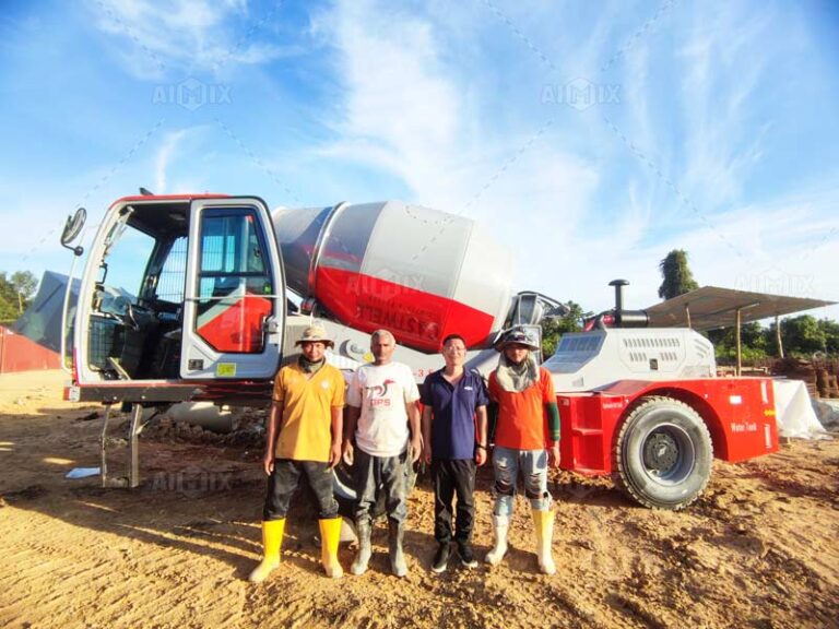 3.5m³ Self Loading Concrete Mixer for House Building in Malaysia